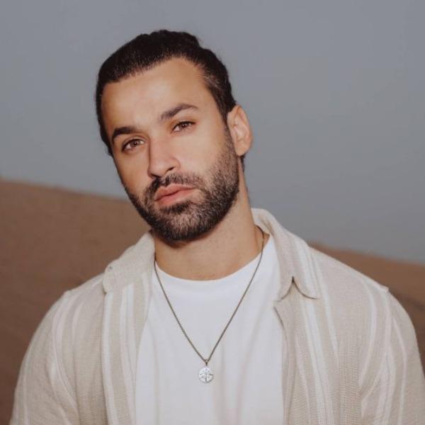 Anthony Touma on Minly